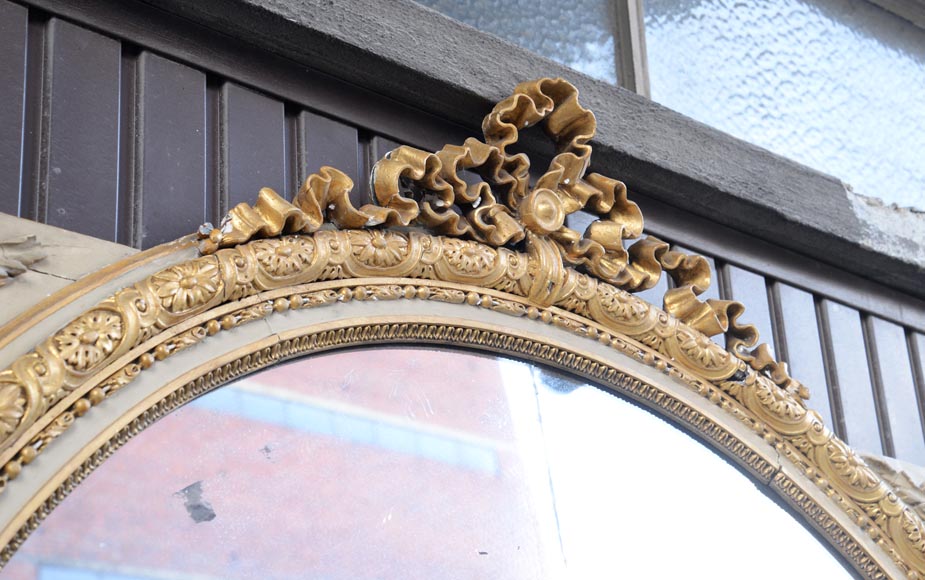 Grand trumeau ancien de style Louis XVI à décor de rubans noués et ...