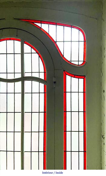Porte d'entrée et son entourage à vitraux - Portes