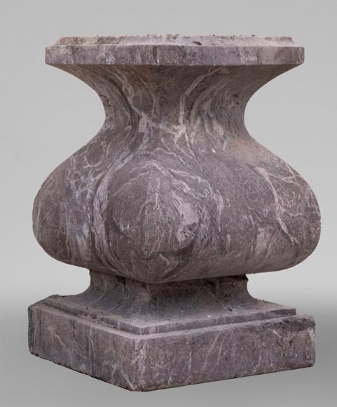 Socle en marbre - Portes