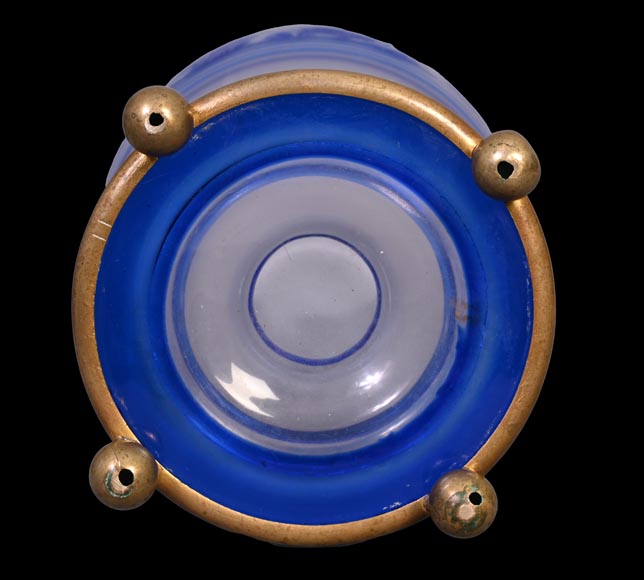 Jacques Louis KESSLER, Paire de vases gravés d’un décor néo-grec grâce ...