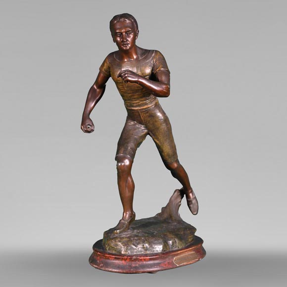 "Le Vainqueur de la Course", statuette regule à patine polychrome ...