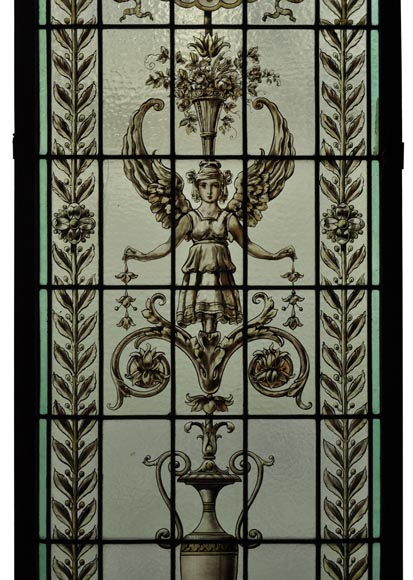 Paire de verrières en vitrail à décor de style Néo-Renaissance en ...