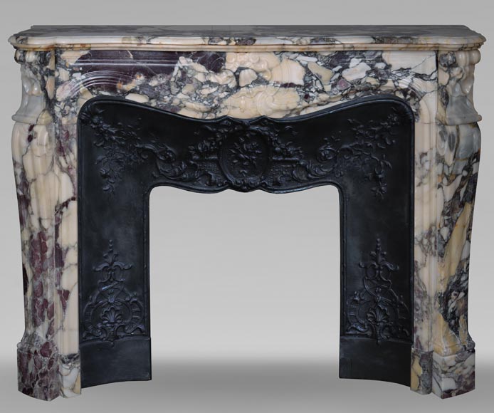 Cheminée de style Louis XV en marbre Brèche Violette - Marbre